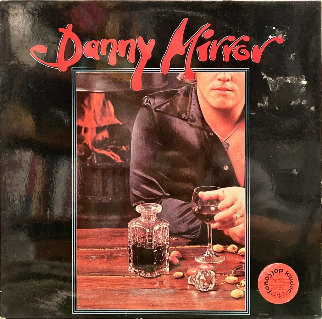 Danny Mirror - Danny Mirror - Yuppe Fish - Platenzaak & DJ verhuur